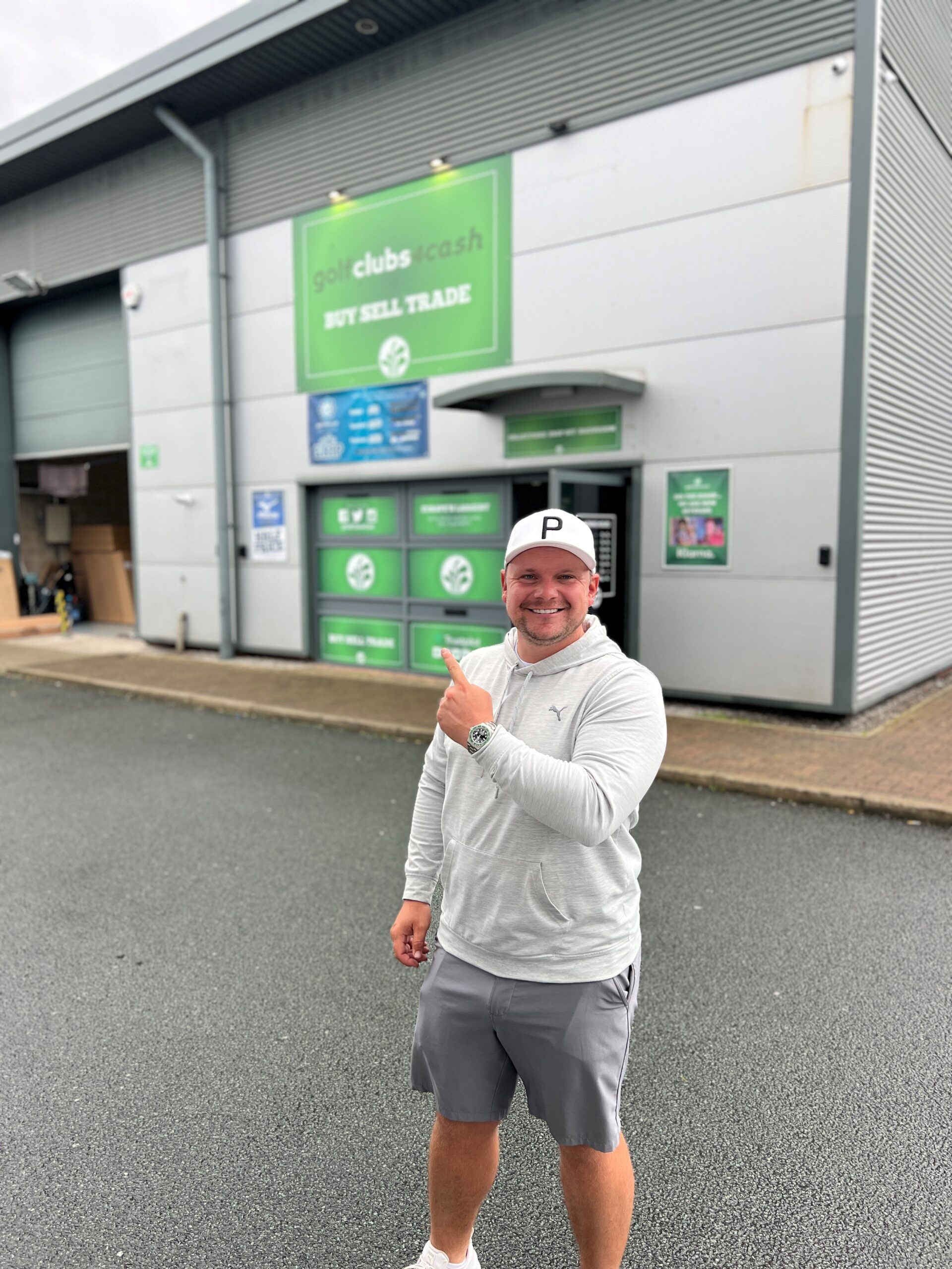 GOLFCLUBS4CASH PARTNERS WITH JAMES ROBINSON - Golf Retailing