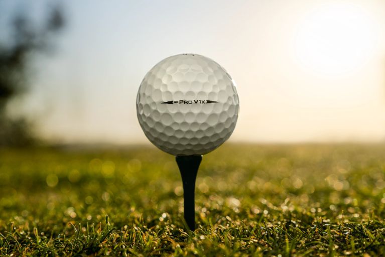 Bryson DeChambeau wins US Open with Pro V1x Left Dash