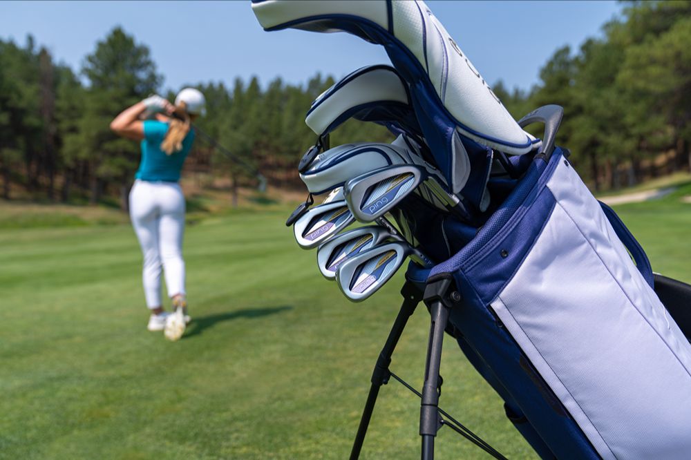 G LE4 FAMILY DELIVERS PERFORMANCE FOR WOMEN- Golf Retailing